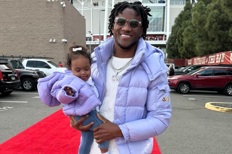 Charvarius Ward, jogador de futebol americano, lamenta morte da filha ...