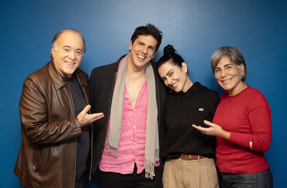 Cleo relembra decisão de voltar a usar sobrenome da mãe, Gloria Pires ...