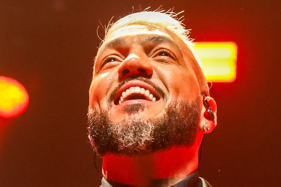 Após Covid-19, Belo retorna aos palcos com show em São Paulo