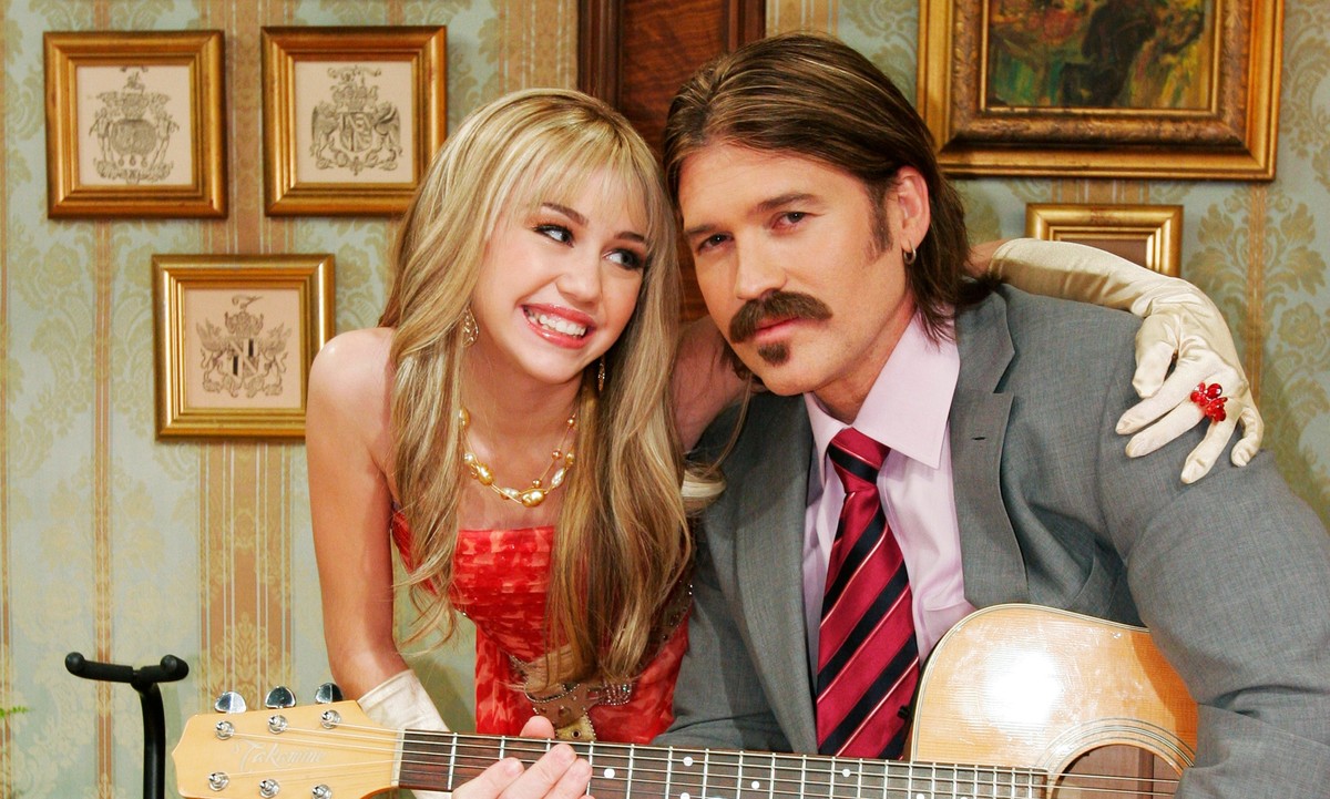 Miley Cyrus diz que seu pai fez teste para 'Hannah Montana' e quase ...