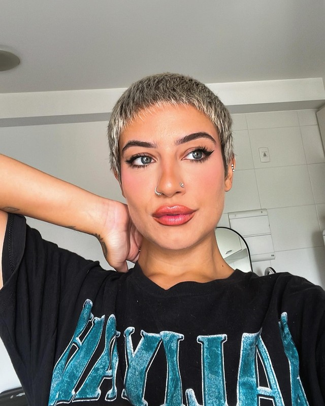 Fiuk põe fim em mistério e revela identidade após aparecer 'cheirando ...