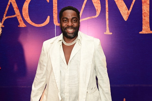 Noite da Aclamação: Léo Santana e Lore Improta reúnem famosos em baile ...