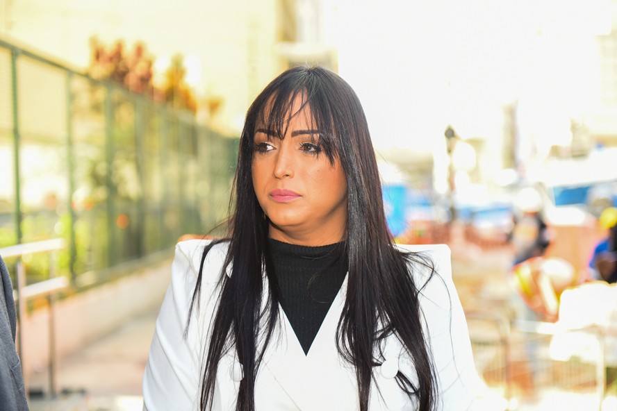 Cunhada de Nahim, repórter relata transfobia: 'Duvidam da nossa relação'