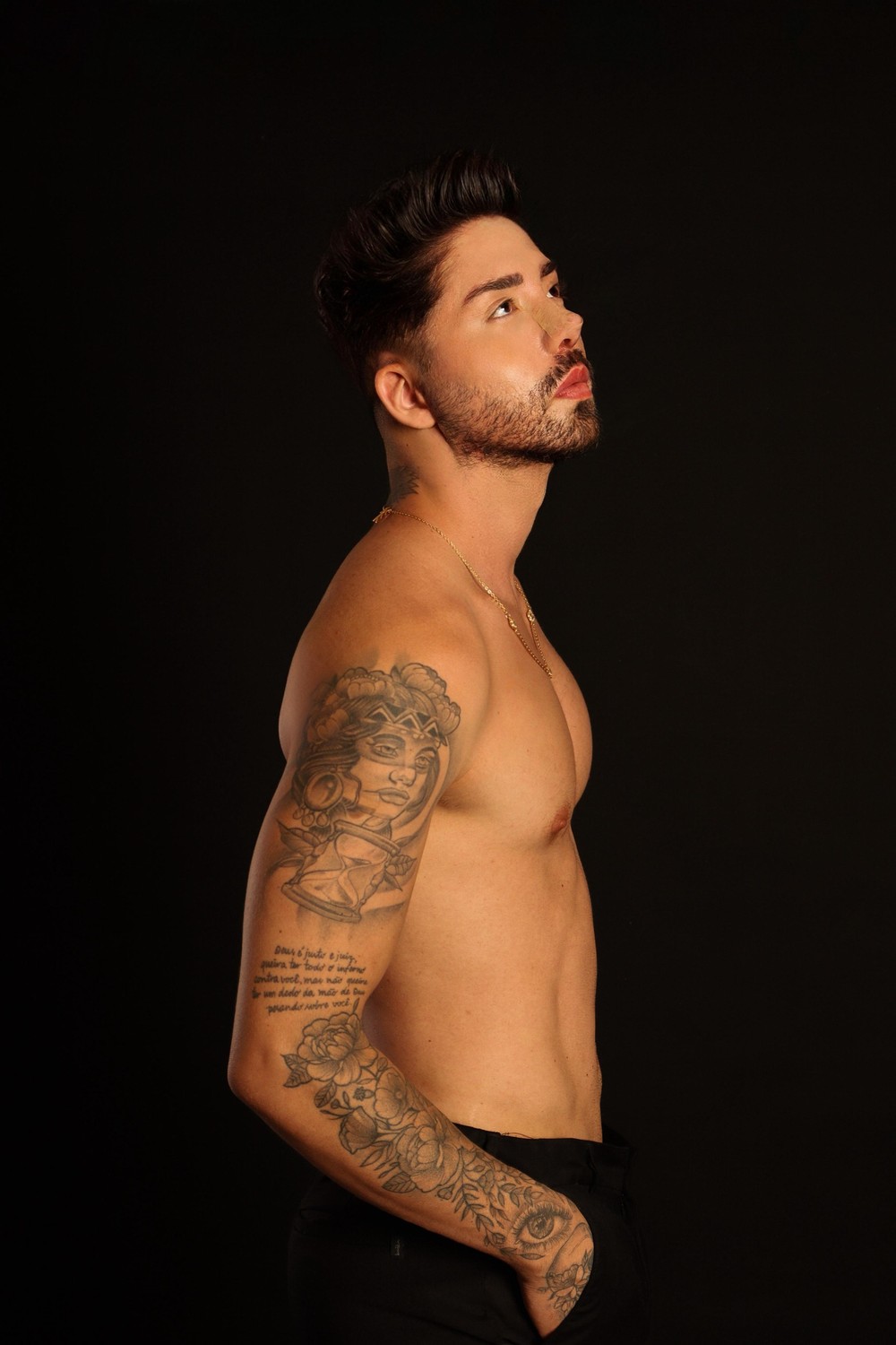 Rico Melquiades faz implante de PMMA para ter shape dos sonhos e ...