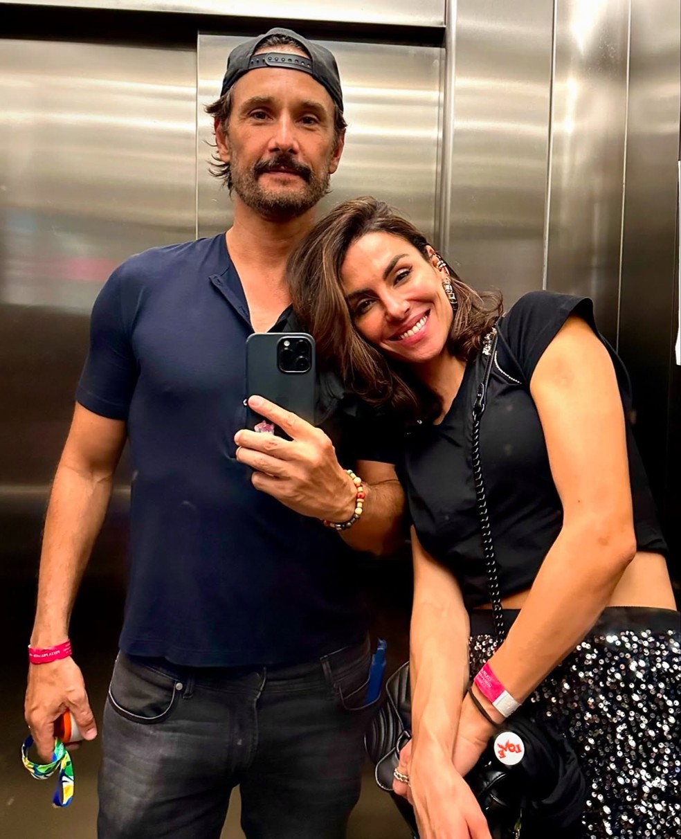 Rodrigo Santoro posta fotos inéditas com Mel Fronckowiak e se declara ...