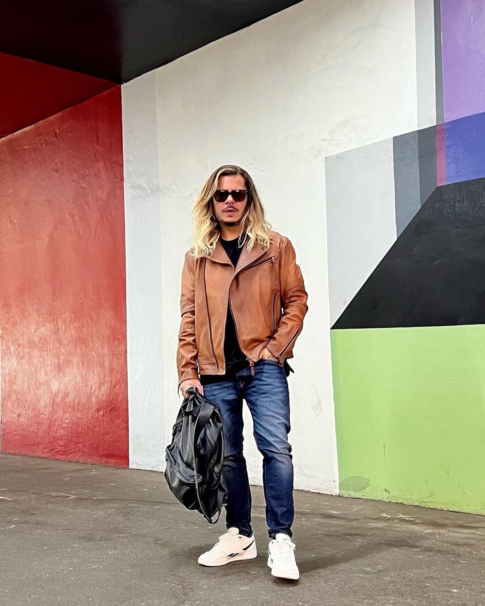 Marcus Majella mostra look para torcida e impressiona com pernas ...