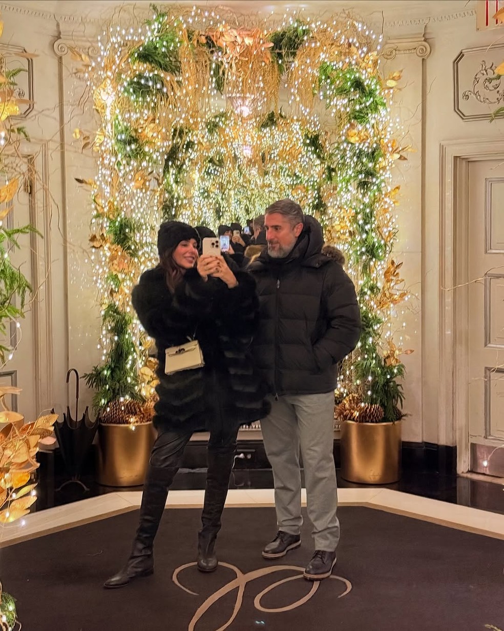 Suzana Gullo mostra registros de viagem por Nova York e se declara a ...