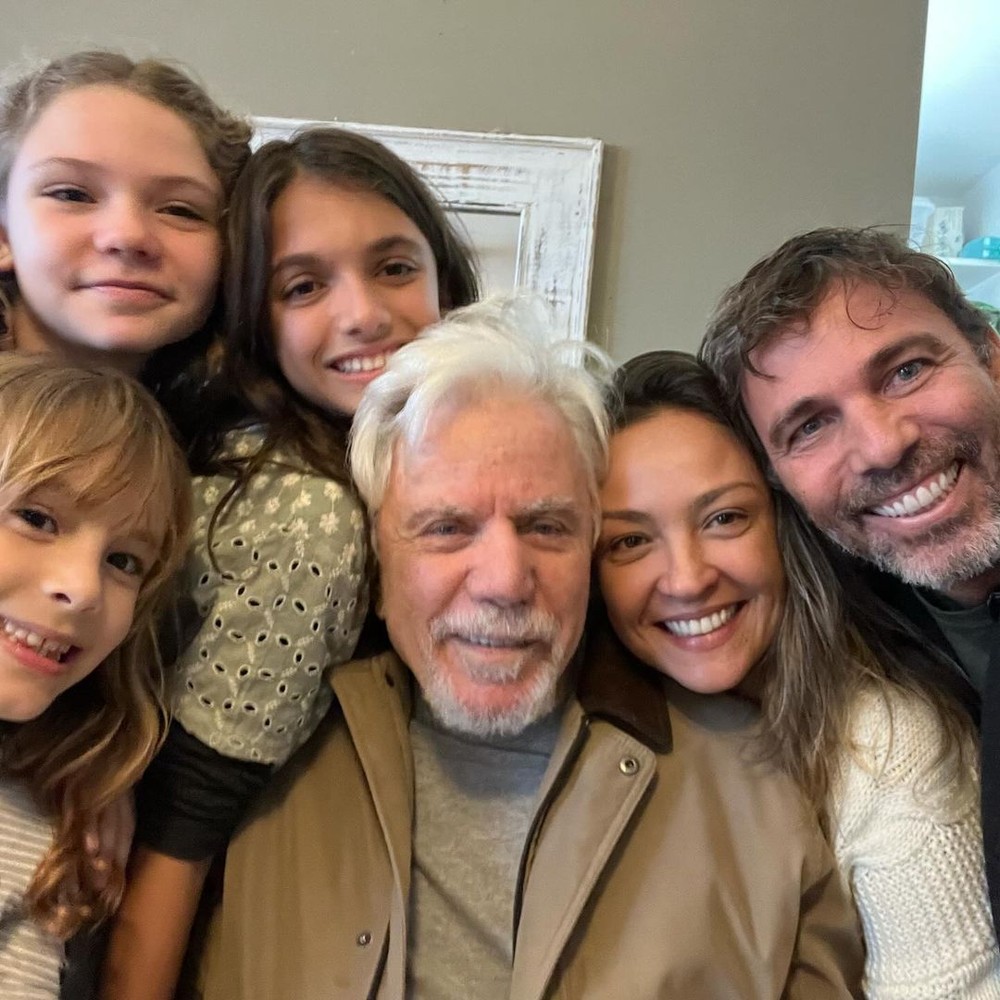 Marcelo Faria celebra o aniversário de 87 anos do pai, Reginaldo Faria