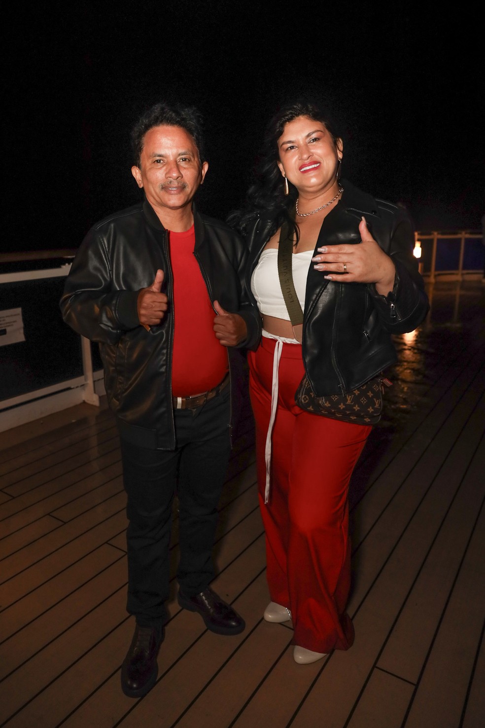 Manoel Gomes, do hit 'Caneta Azul', e a esposa falam de planos de festa ...