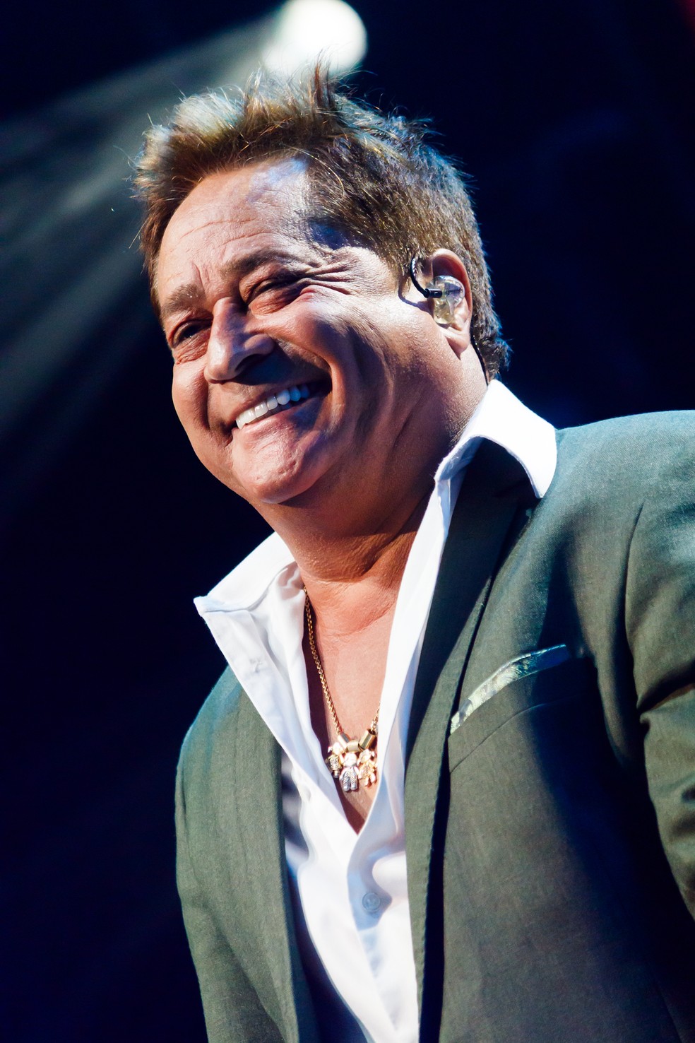 Após susto, Leonardo tem alta hospitalar, revela diagnóstico e brinca ...