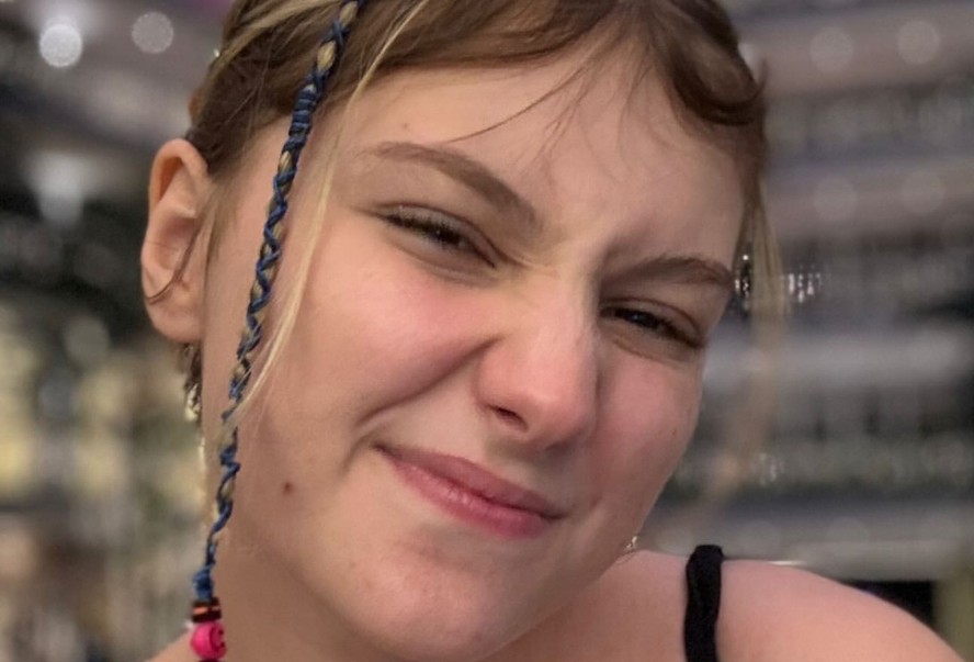 Isabel Veloso, influencer com câncer terminal, comemora aniversário na web