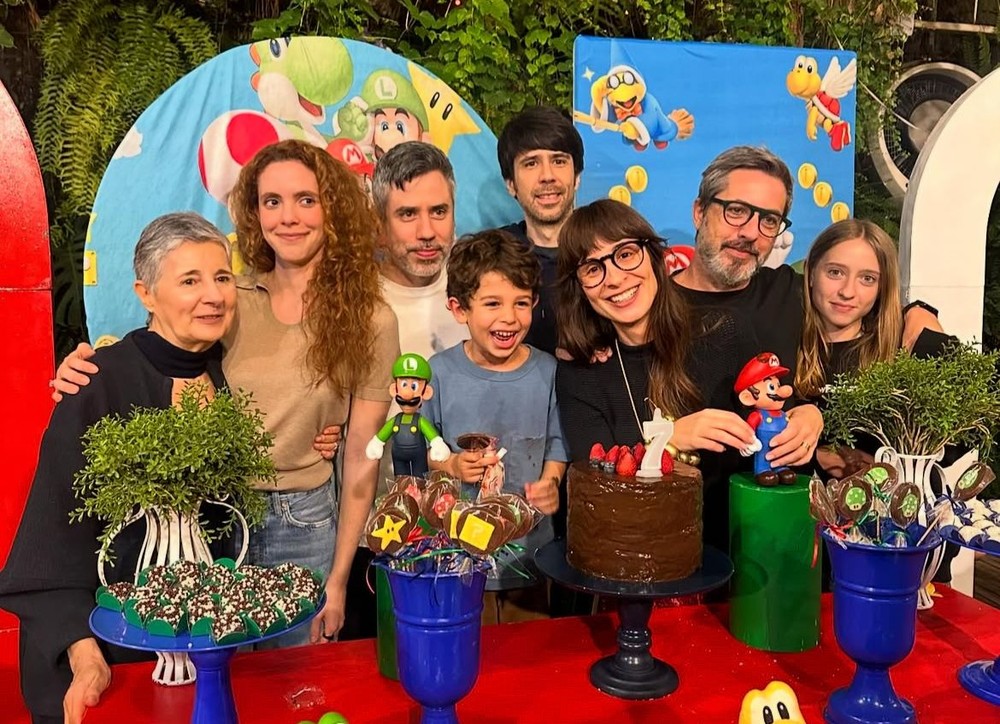Camila Fremder, ex-nora de Rita Lee, sobre filho: 'Ele acha a avó ...