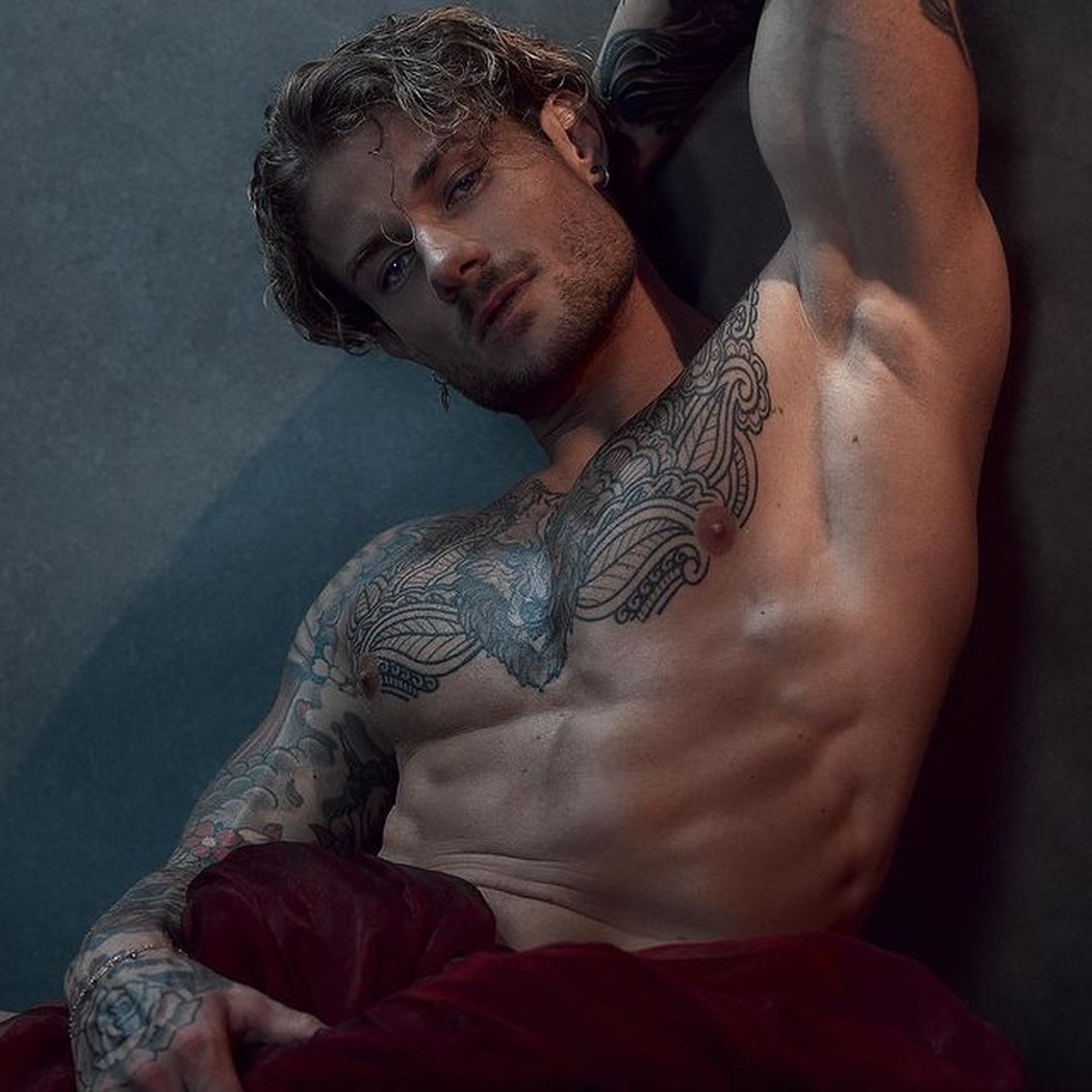 Ex-promessa do futebol italiano fatura quase R$ 750 mil por mês com OnlyFans