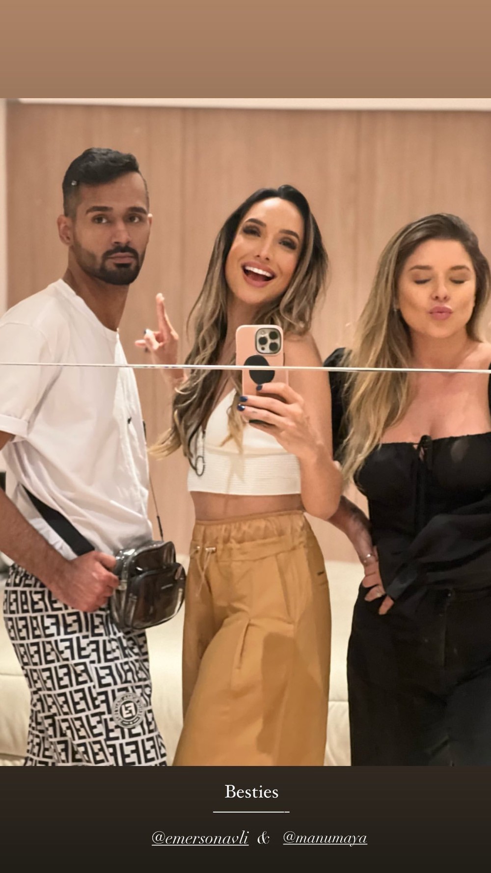 Wolf Maya comemora aniversário de 70 anos com as filhas e amigos; vídeos