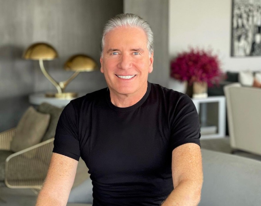 Roberto Justus, de 67 anos, descobre tumor maligno na bexiga