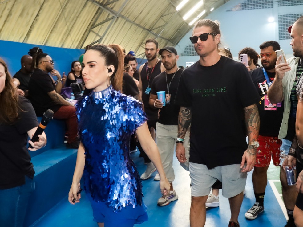 Wanessa Camargo troca beijos com Dado Dolabella em festival em SP; veja