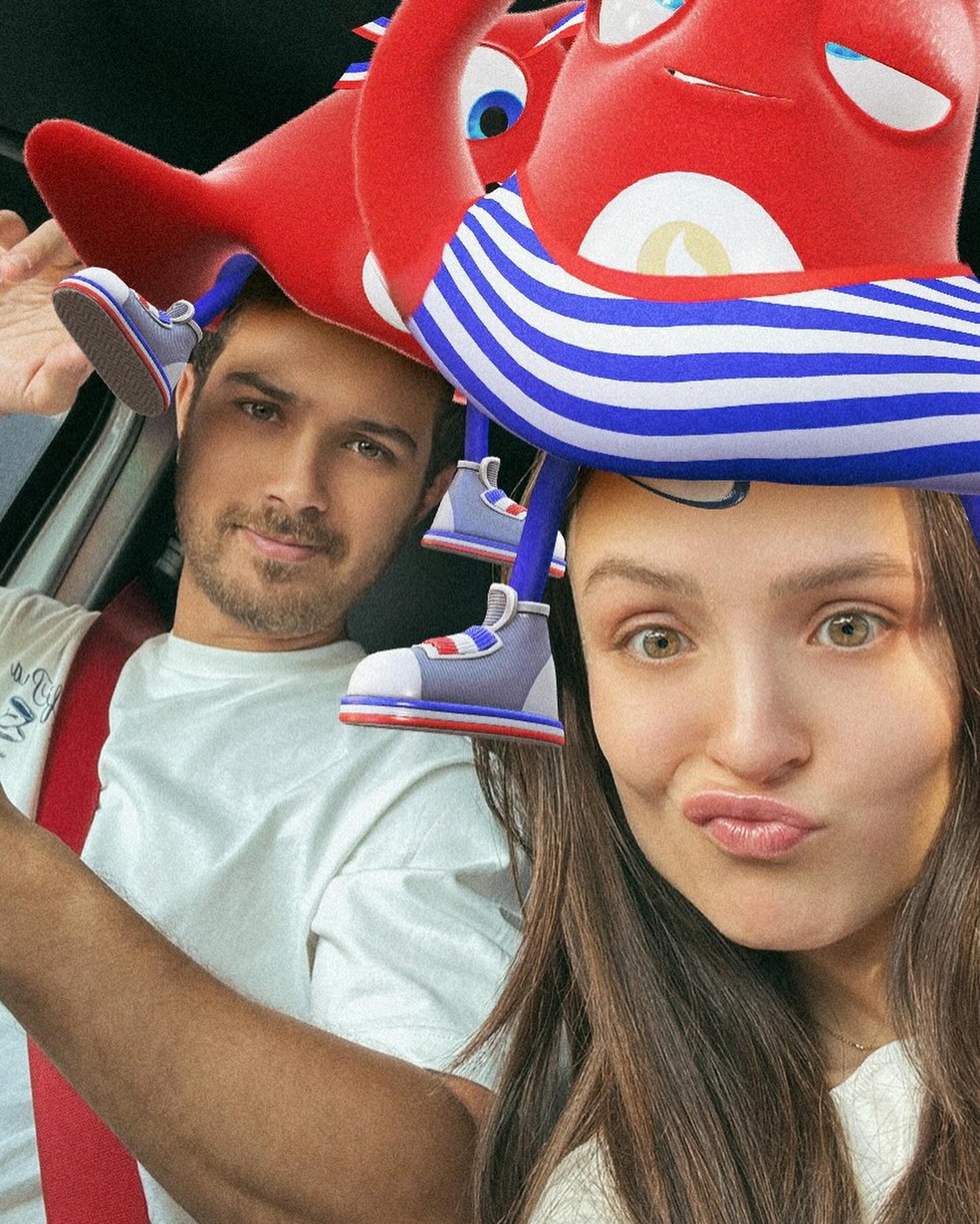 Larissa Manoela celebra 10 meses de casada com André Luiz Frambach