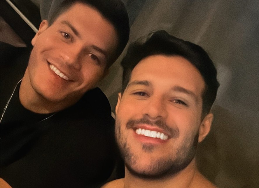 Rivais no BBB 22, Arthur Aguiar e Rodrigo Mussi jantam juntos em SP
