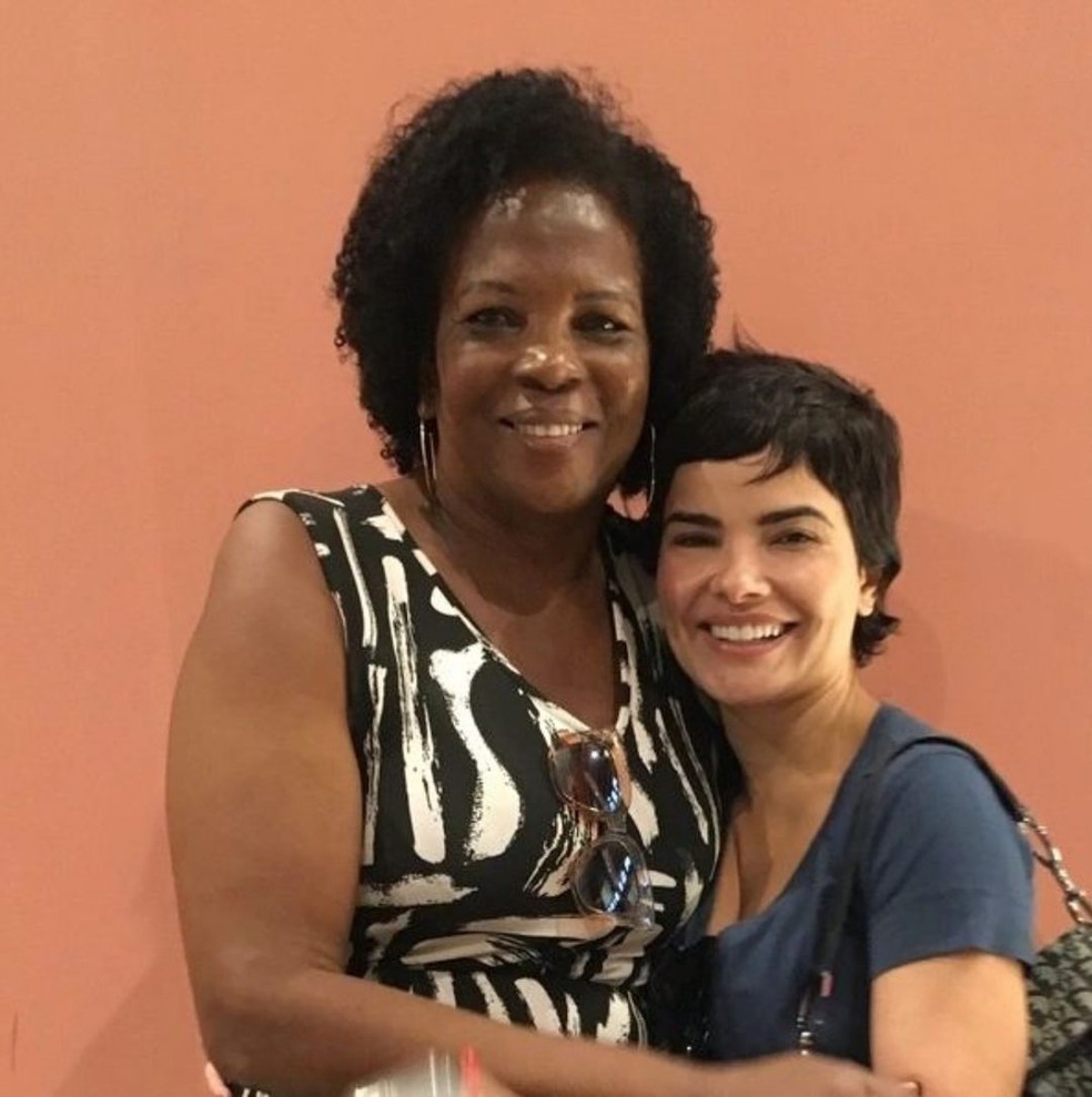 Vanessa Giácomo lamenta morte de amiga: 'Como acalmar nosso coração?'