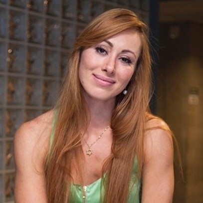Saiba tudo sobre: Aline Dahlen