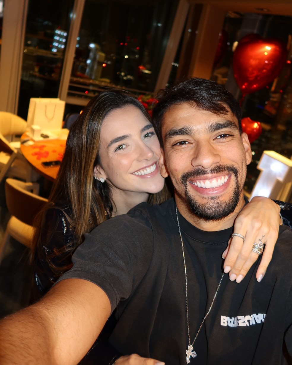 Lucas Paquetá e Duda Fournier celebram 6 anos de casados com noite ...
