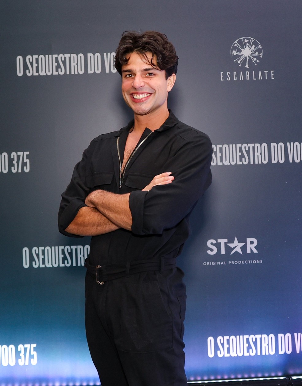Diego Montez recebe a mãe, Sônia Lima, e o namorado, Robson Lima, em ...