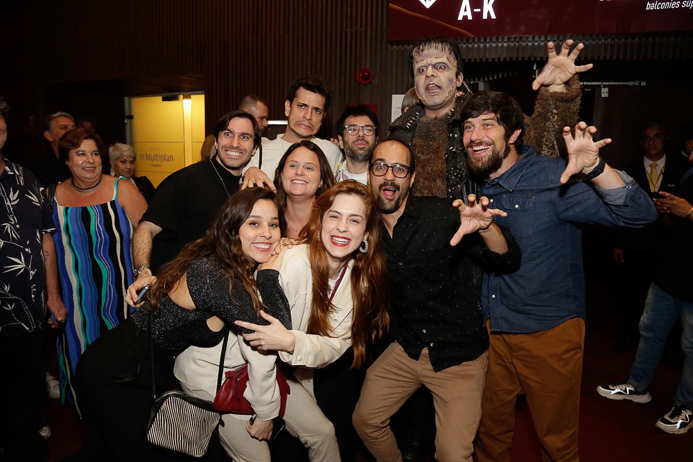 Thati Lopes e George Sauma estão namorando! Atriz de 'Terra e Paixão ...