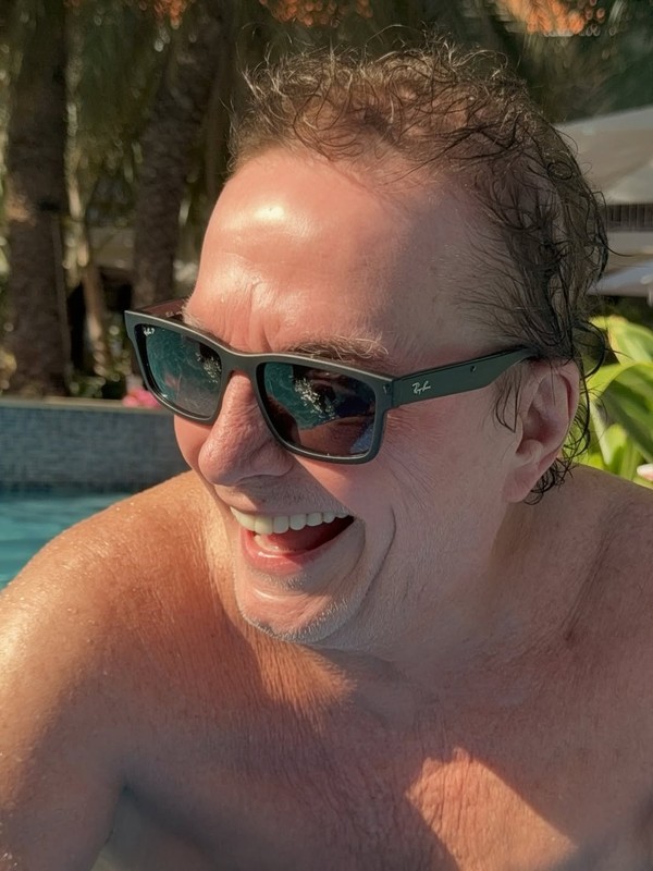 Fábio Jr. abre álbum de nova lua de mel com Fernanda Pascucci