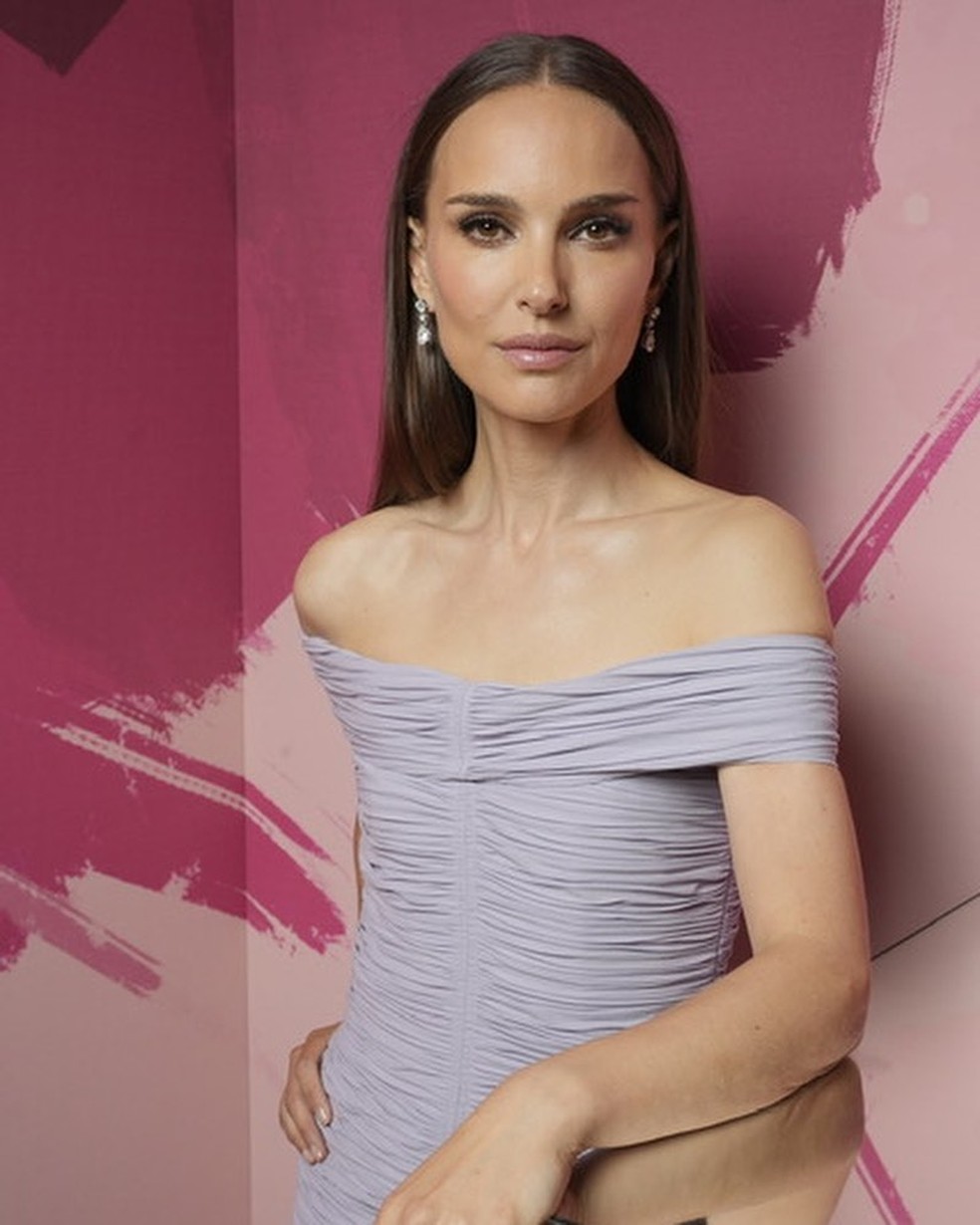 Natalie Portman explica decisão de não fazer cenas mostrando seios