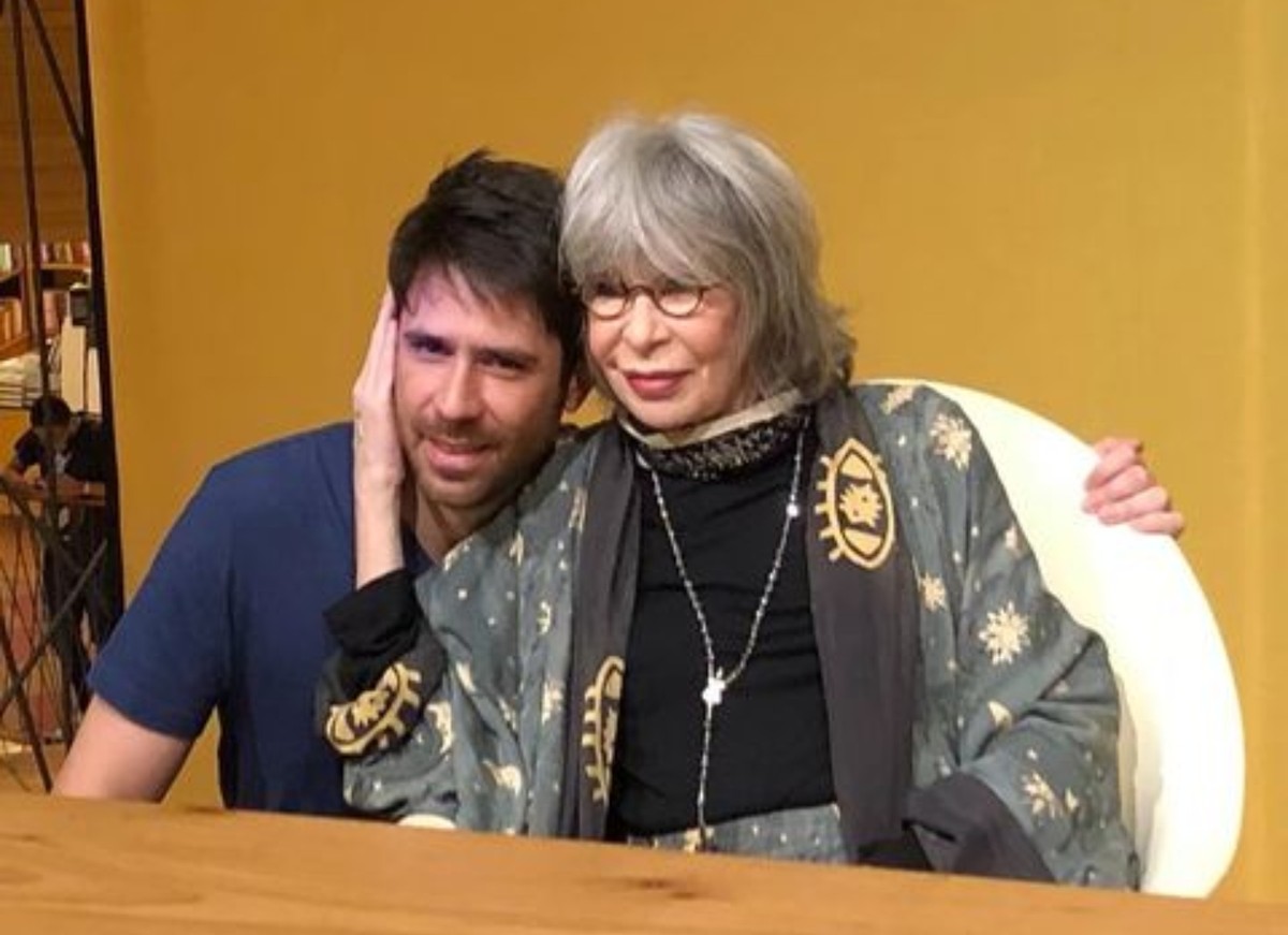 Filho de Rita Lee relata como se sentiu ao voltar à casa em que a mãe ...