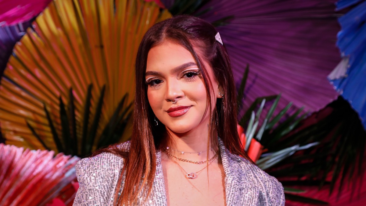 Mel Maia celebra sucesso de 'Vai na Fé': 'Momento muito incrível'