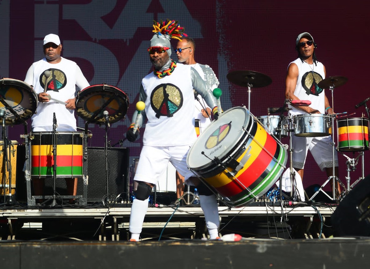 Olodum abre último dia do Festival Virada Salvador ao ritmo do samba-reggae