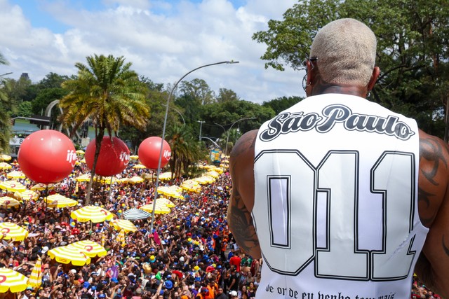 Léo Santana agita multidão em SP e conta ter perdido 14 kg em maratona ...