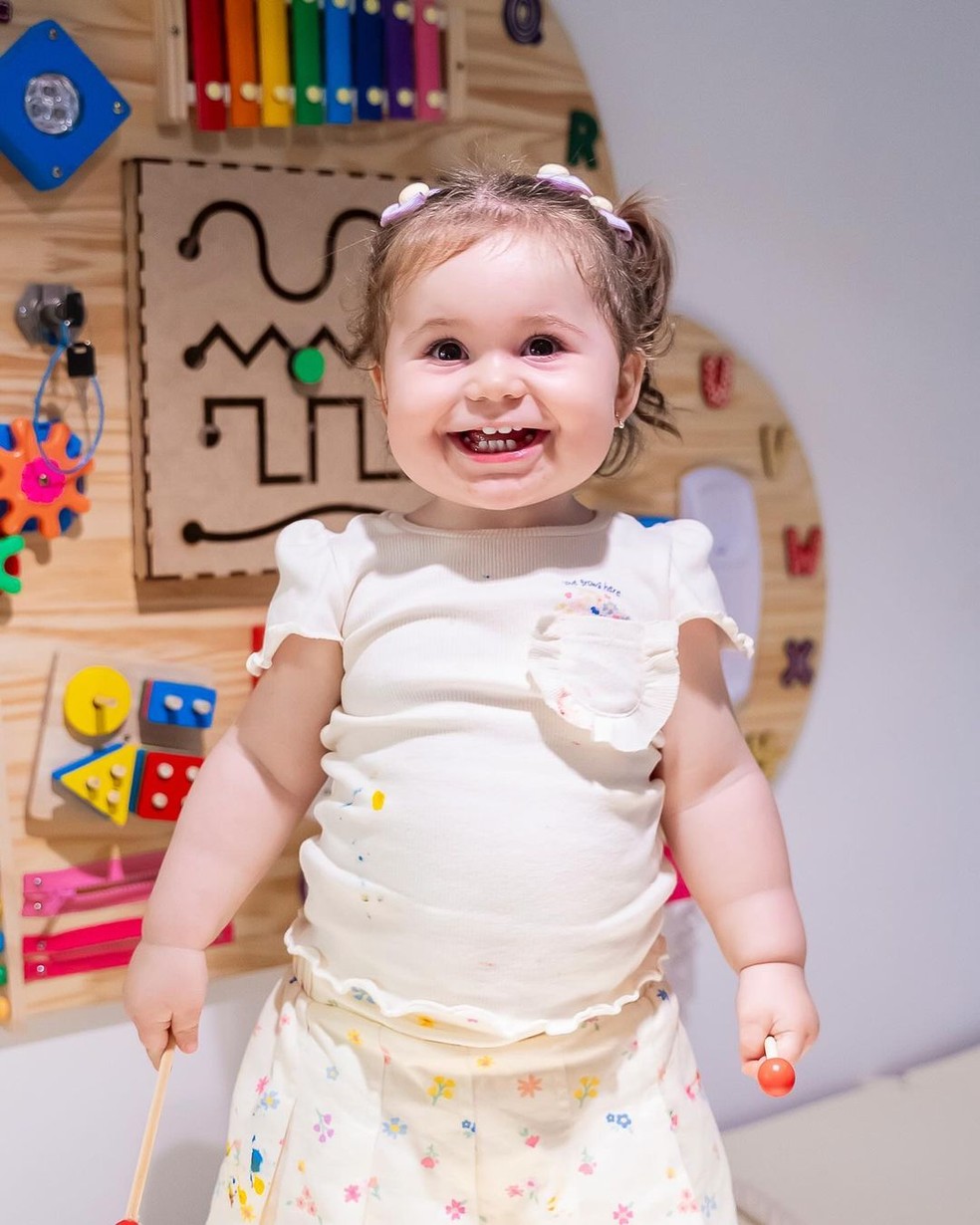 Viih Tube comemora aniversário de 24 anos com festa intimista