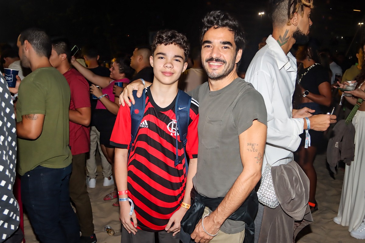 Caio Blat curte show de Matuê com o filho de 13 anos: 'Viramos amigos'