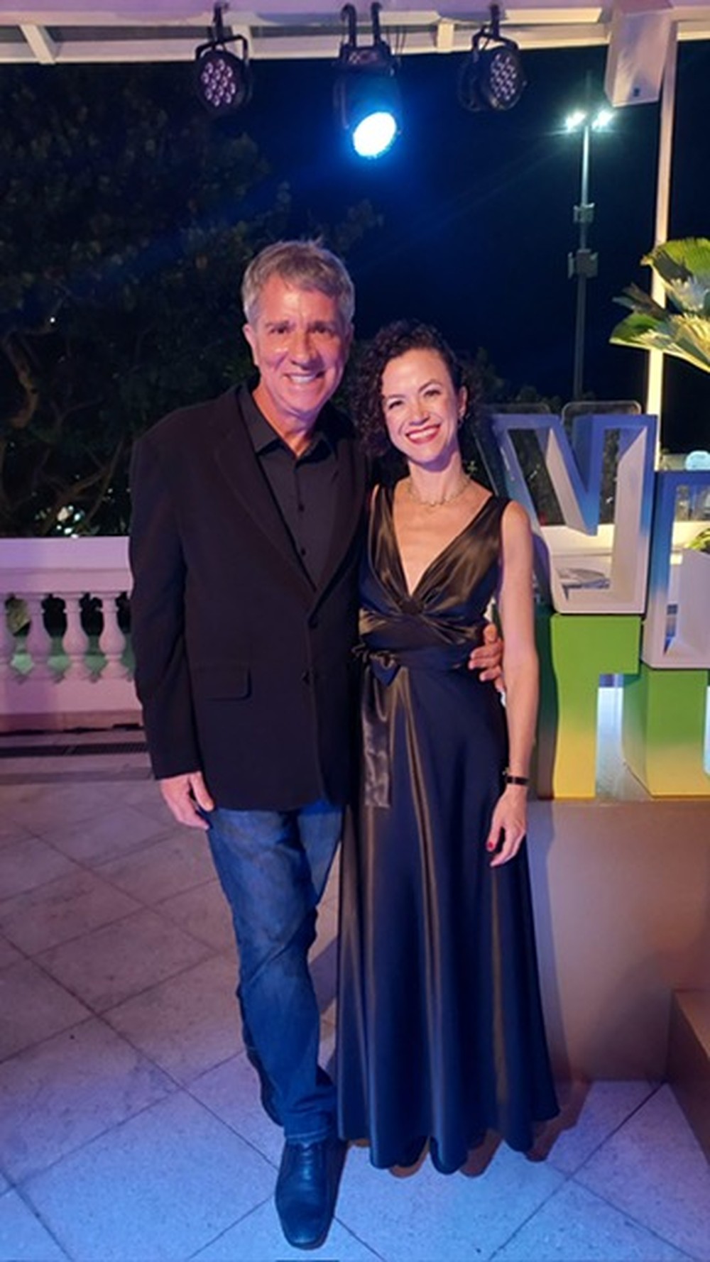 Conheça Fernanda Botelho, atriz mineira que integra o staff da família ...