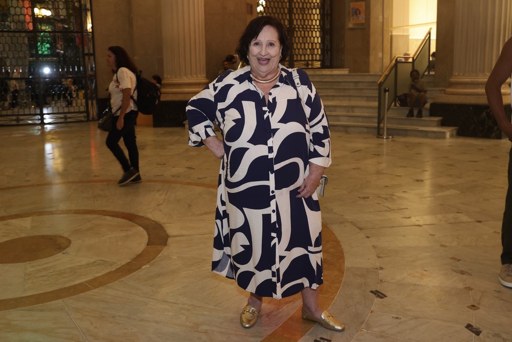 Déa Lúcia, Samuel de Assis e mais famosos conferem estreia de 'Matilde ...