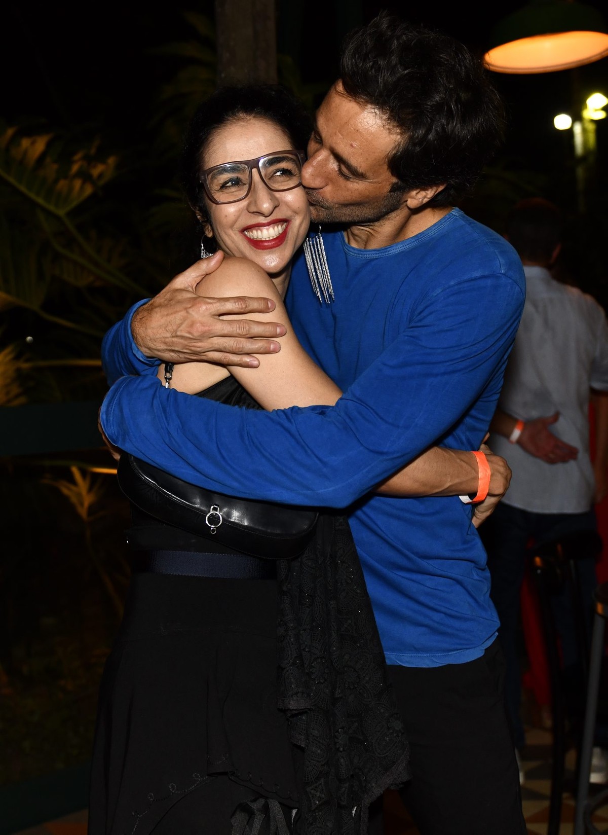 Marisa Monte e o marido fazem rara aparição no aniversário de Nelson ...