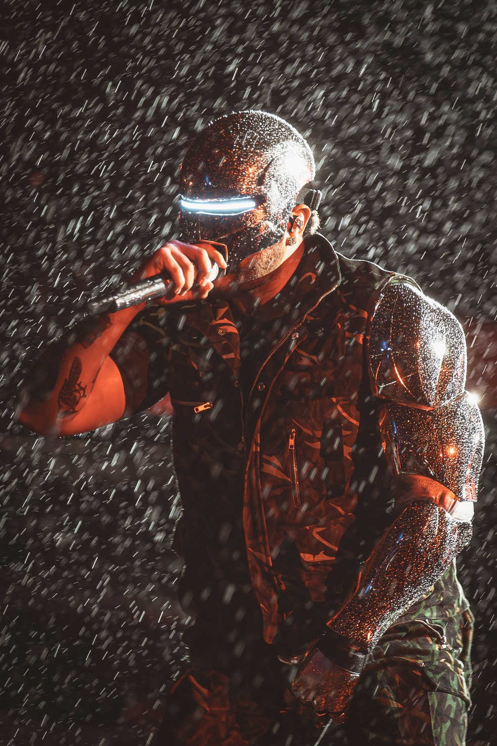 The Weeknd enfrenta chuva e faz show incrível no Rio de Janeiro ...