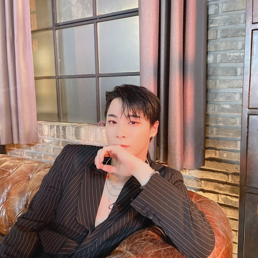 Cantor Moonbin, do grupo de K-Pop ASTRO, é encontrado morto aos 25 anos