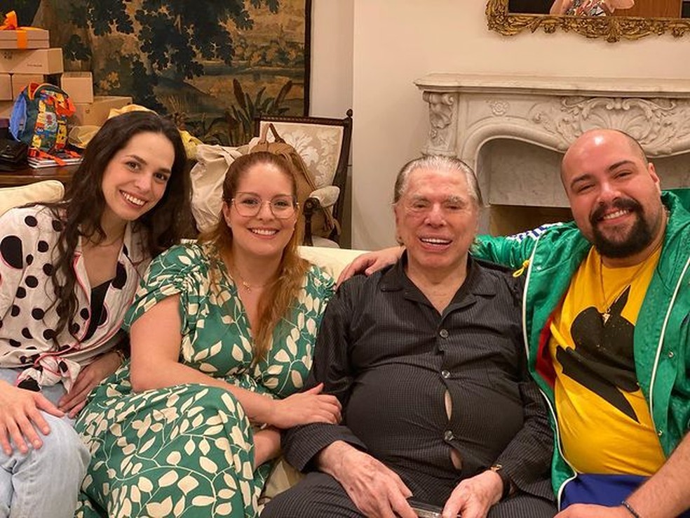 Silvio Santos reúne filhos, netos e bisnetos para celebrar 92 anos