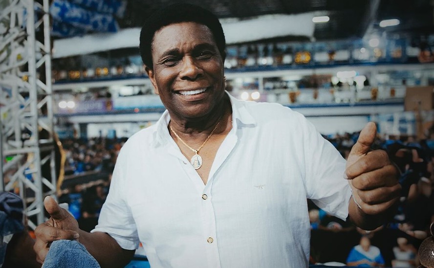 Após 50 anos, Neguinho da Beija-Flor anuncia aposentadoria do Carnaval ...