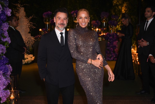 Adriane Galisteu revela crises no casamento de 16 anos com Alexandre Iódice