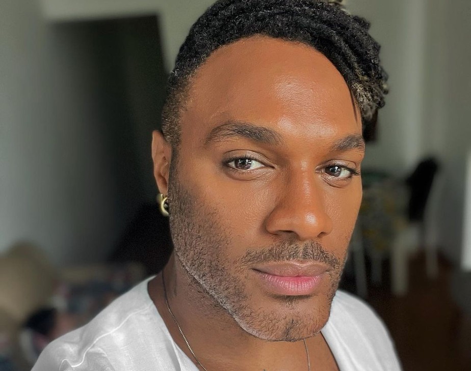 Famosos apoiam Fred Nicácio após eliminação do BBB 23: 'Protagonista'