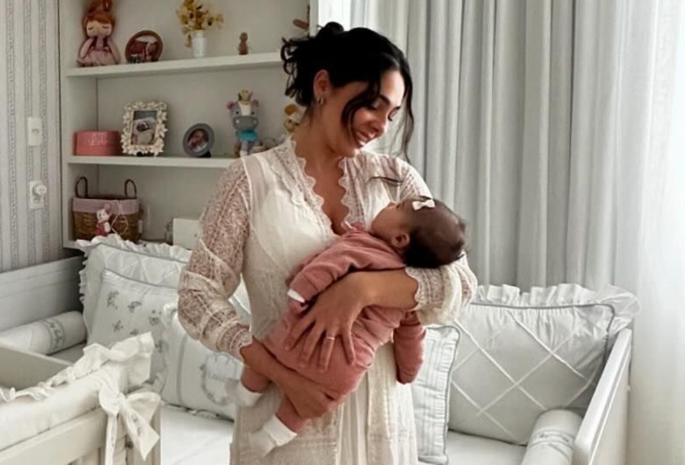 Marcela Barrozo, atriz mirim de 'Senhora do Destino', mostra quartinho ...