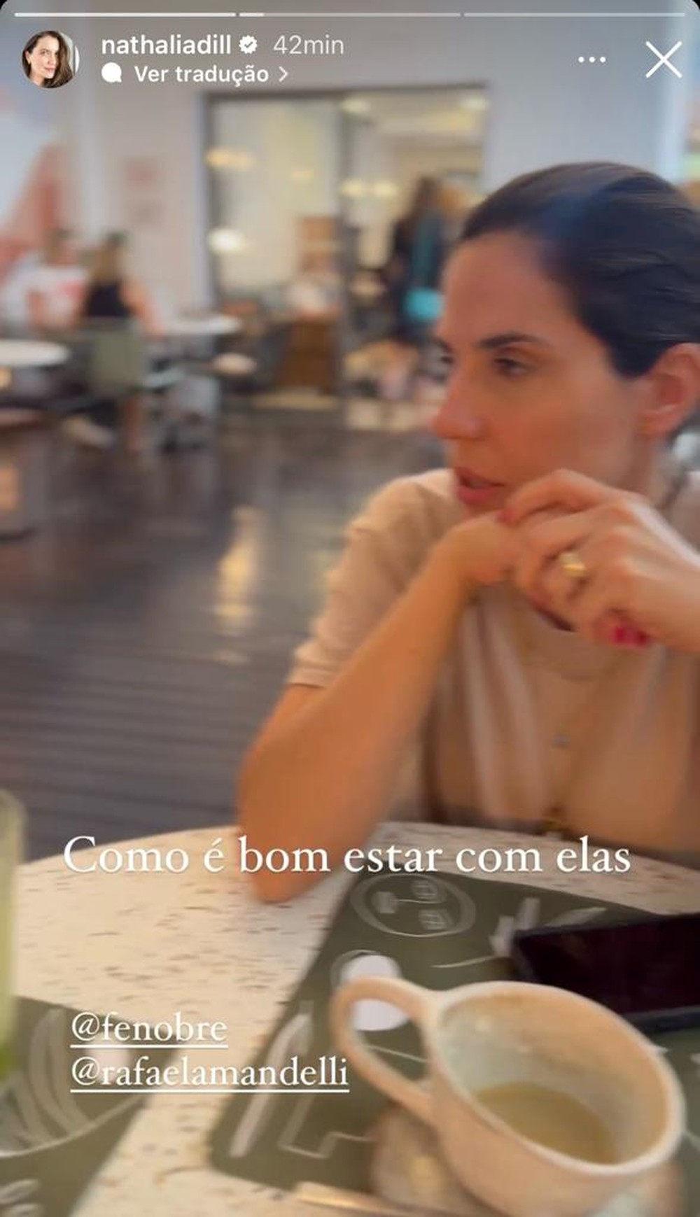 Nathalia Dill, Fernanda Nobre e Rafaela Mandelli se divertem com corte ...