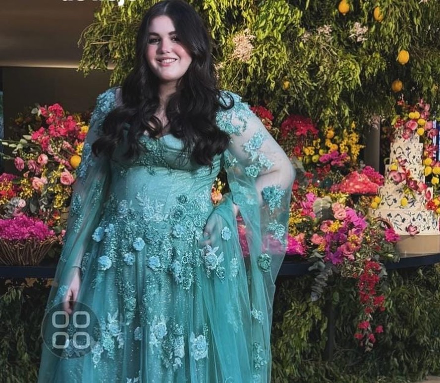 Maysa, filha de Tania Mara e Jayme Monjardim, celebra 15 anos com festão