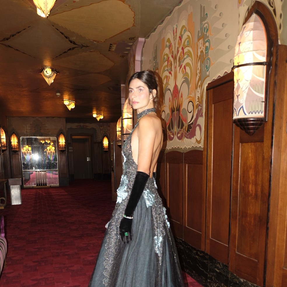 Indicada a Melhor Atriz no Septimius Awards, em Amsterdã, Yasmin Mendes escolhe designer ...