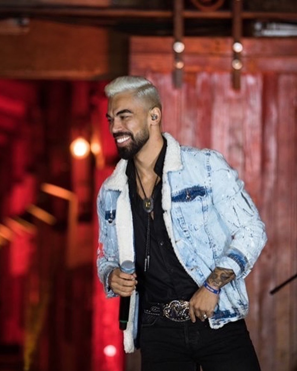 Saiba quem é Raphael Soares, da dupla Léo & Raphael, que teve vídeo íntimo vazado