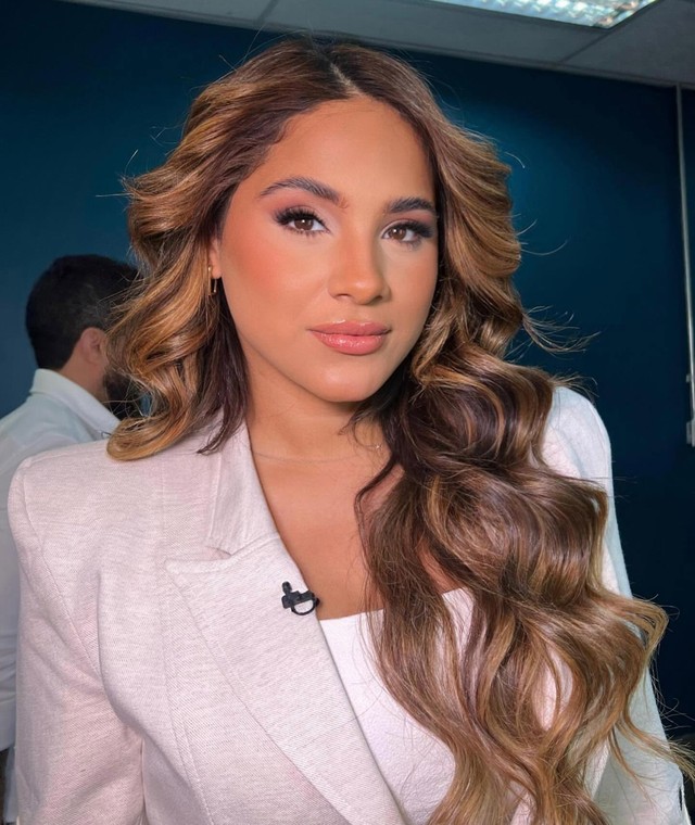 Cantora gospel Sarah Beatriz fala de amizade com famosos como Neymar: 'Continuo sendo quem sou'